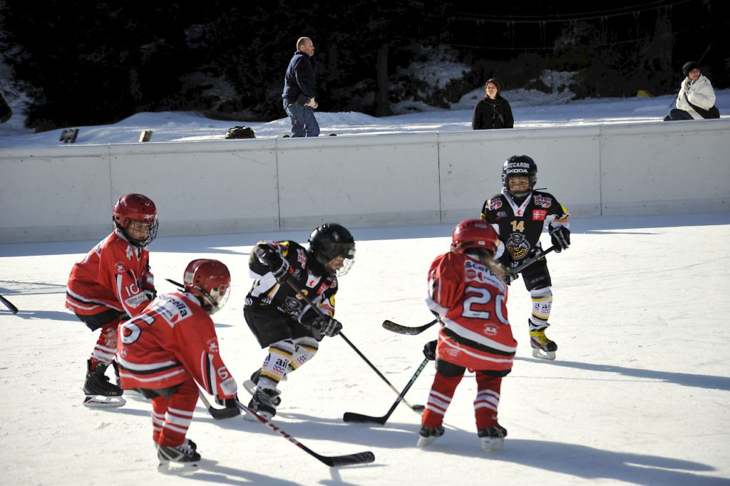 Outdoor Ice Rinks | Industrial Frigo Ice USA